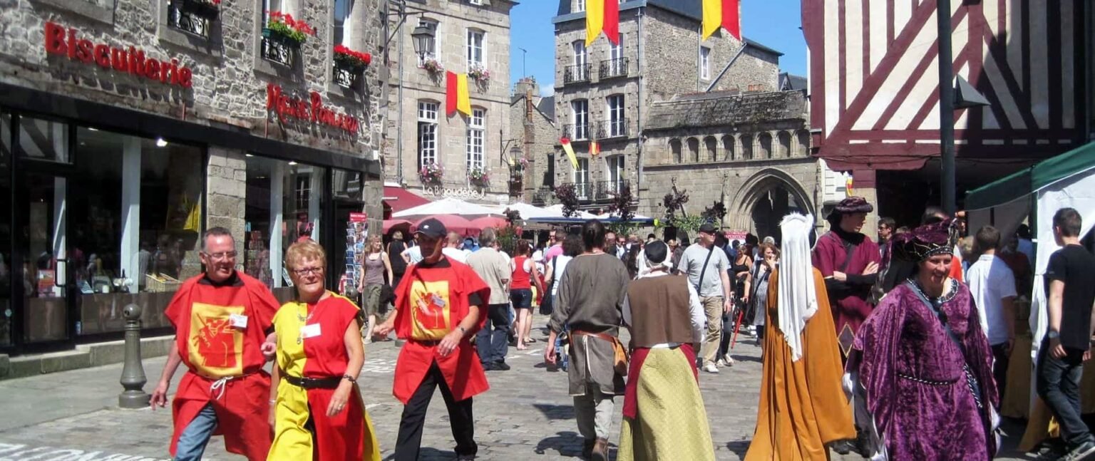 LA FÊTE DES REMPARTS - dinan-tourisme.fr